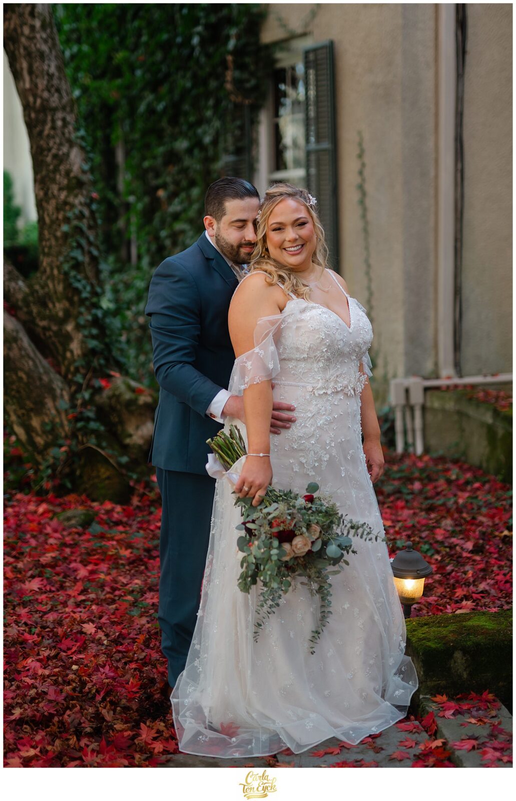 Autumn Lord Thompson Manor Wedding - Carla Ten Eyck