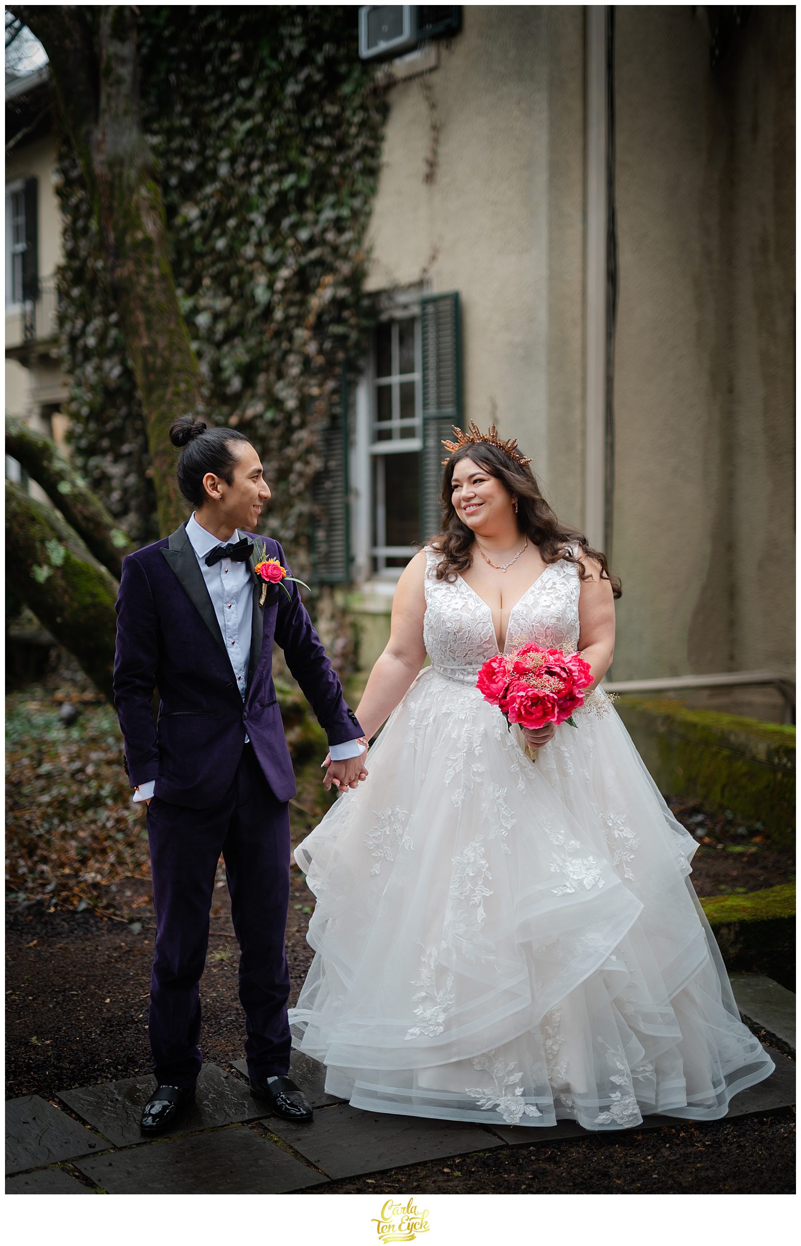 Colorful Lord Thompson Manor Wedding - Carla Ten Eyck